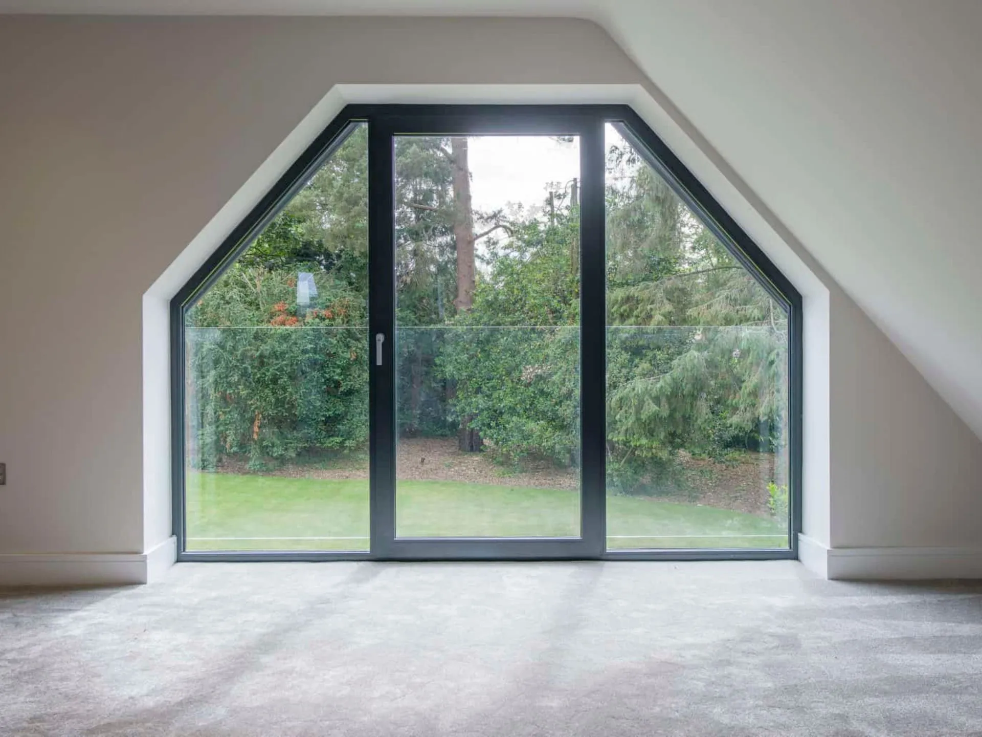Aluminium Bespoke Windows - MH Windows